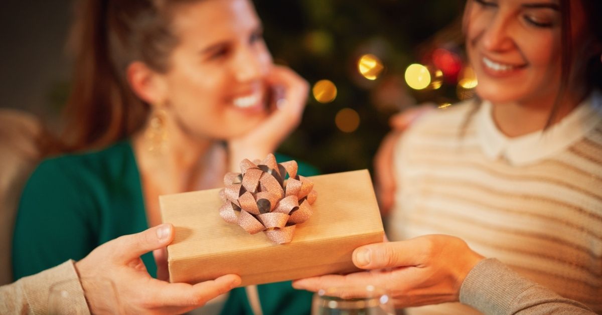 From Stocking Stuffers to Showstoppers: The Ultimate Golf Gift Guide 2